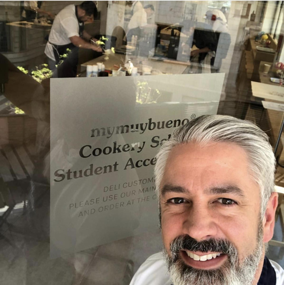 Why all yacht chefs should consider a mymuybueno guest chef cooking class