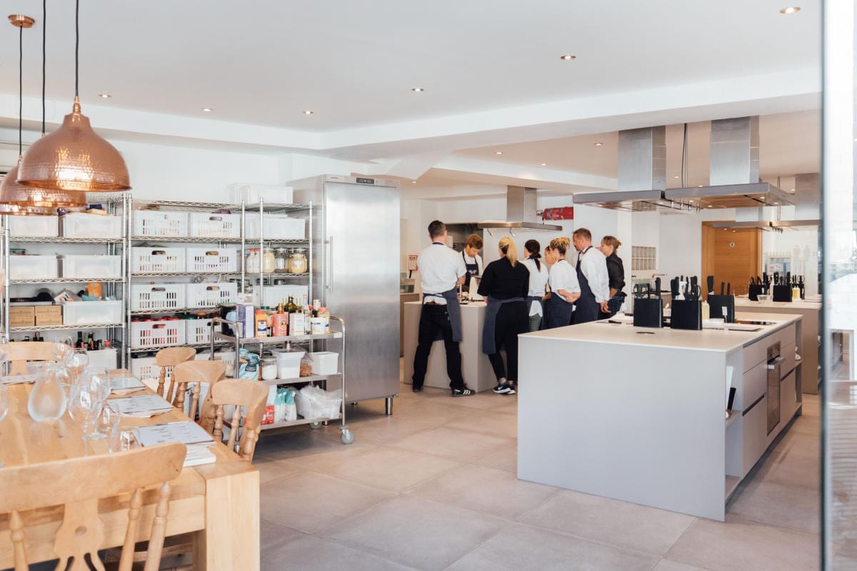 Why all yacht chefs should consider a mymuybueno guest chef cooking class